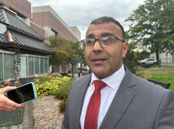 Mairie de Granby : Jaouad El kaabi lance sa campagne électorale - M105 ...